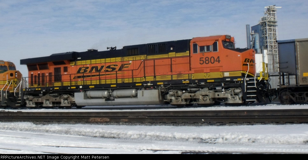 BNSF 5804